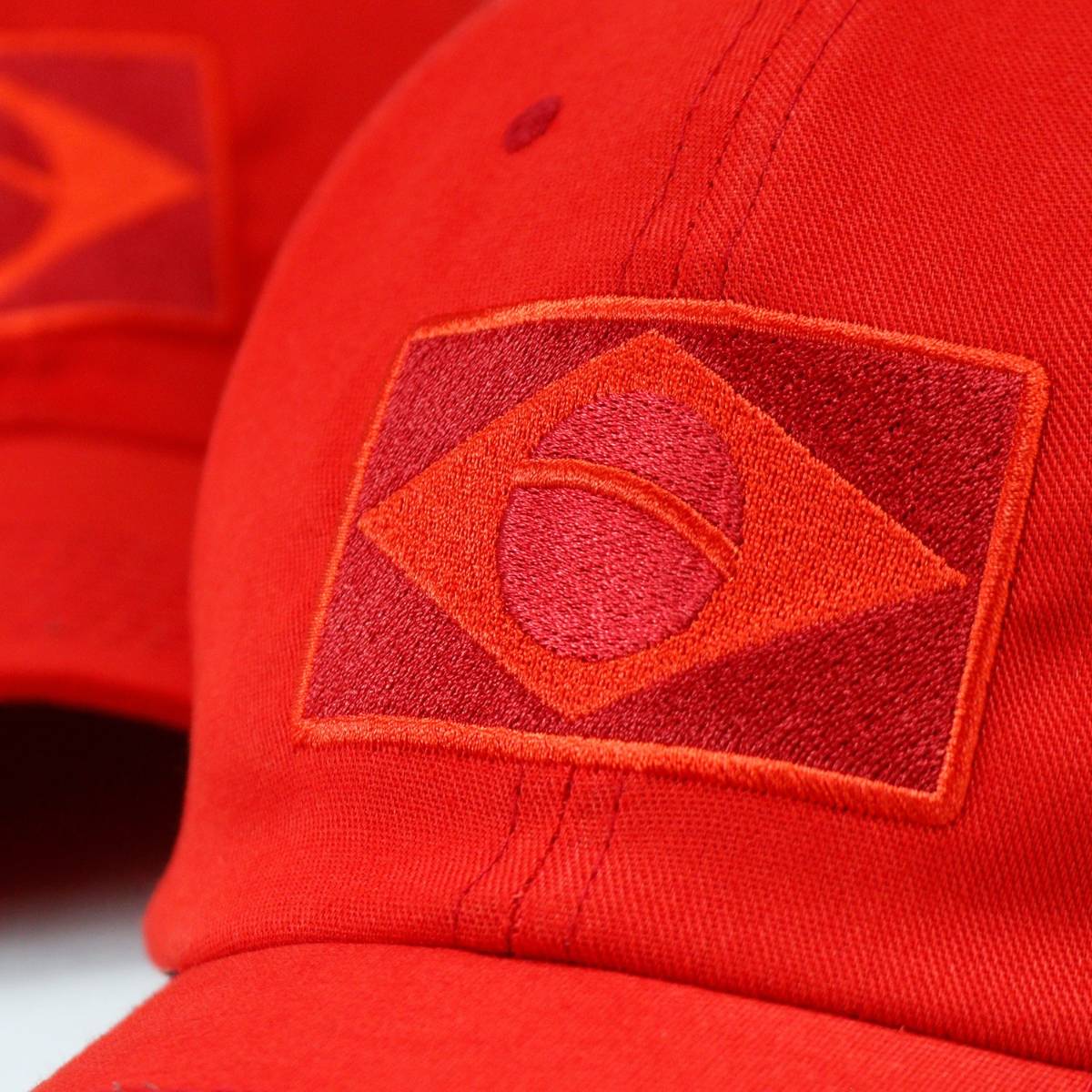 Boné Brasil Vermelho - ALPHABRAVO